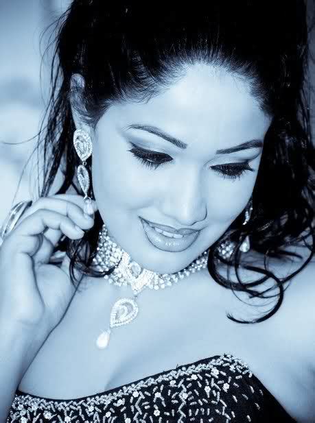 The King Piumi Shanika Botheju Hot