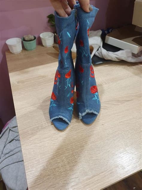 Чобітки — ціна 700 грн у каталозі Черевики Купити жіночі речі за доступною ціною на Шафі