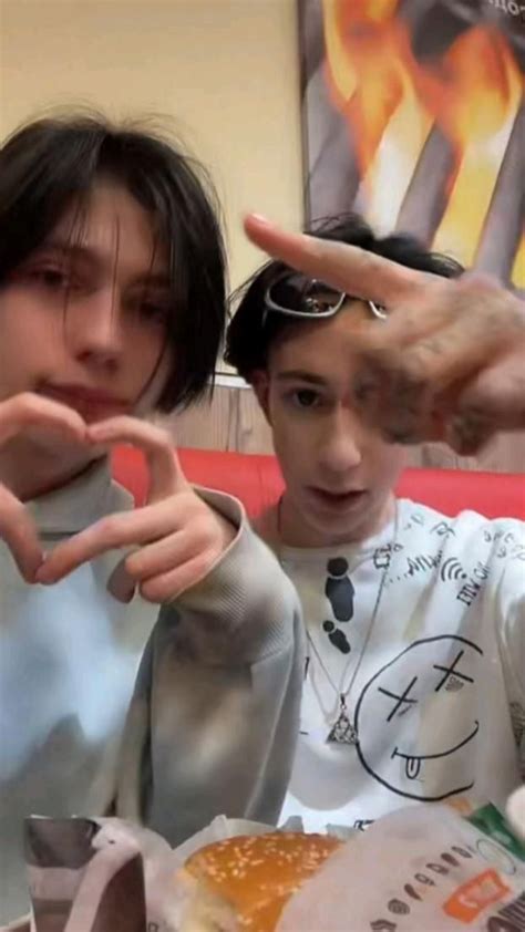 Пин от пользователя понь на доске Ваши пины