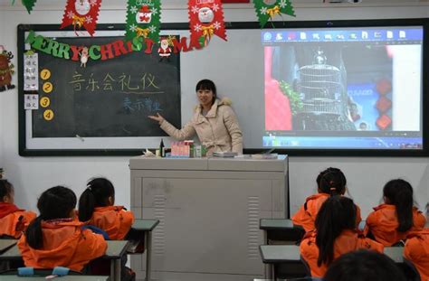 选修课堂中教师风采 教师风采 语文组 成都市双流区立格实验学校欢迎你