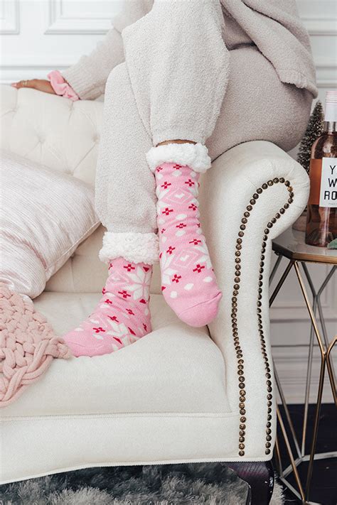 Warm And Snuggly Sherpa Lined Socks In Pink • Impressions Online Boutique