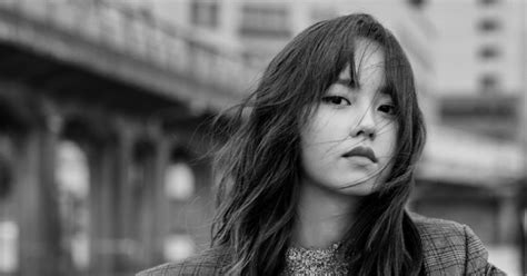 20살 앞둔 김소현 벌써 풍기는 우아한 고혹미 [화보]