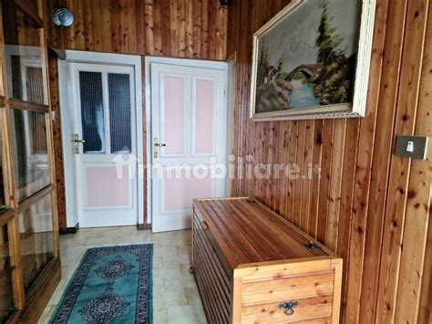 Продажа Отдельный дом на одну семью Via Bergamo 1 Милан Хорошее состояние с террасой