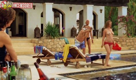 Naked Maaike Neuville In Ik Omhels Je Met Armen