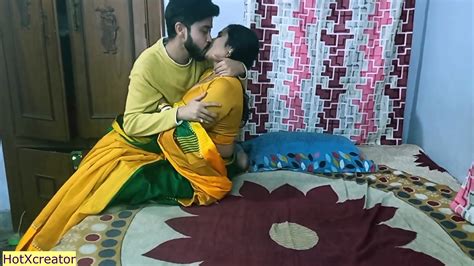 Indian Hot Milf Aunty Vs Hot Teen Indian Sex With Hindi Indian Hot Milf Aunty Vs Hot Teen Indian Sex With Hindi