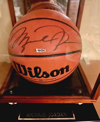 Michael Jordan Autographed Basketball Upper Deck Authenticated Ebay