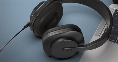 Tips Memilih Earphone Sesuai Bentuk Telinga Wajib Tahu