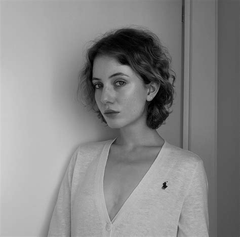 Ana Vesel Finalistka V Kategoriji Model Elle Si