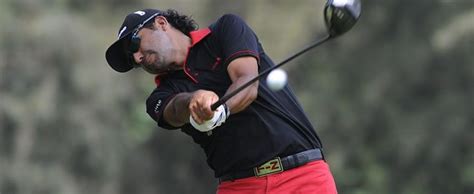 Oscar Serna Hace 66 Por Segundo Día Y Toma El Control Revista Fairway