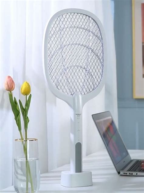 2 In 1 Electric Bug Zapper Racket 3000V High Voltage 8 Mosquito Trap Lamp Beads With 3 Layer