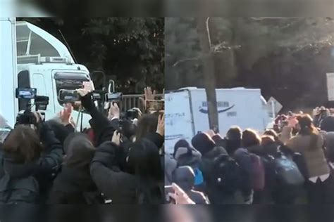 大熊猫“香香”启程归国，日本民众凌晨3点排队等候，挥手告别落泪