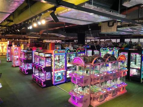 Sunmo 동전에 의하여 운영하는 아케이드 싼 소형 클로 기계 작은 장난감 클로 기중기 게임 기계