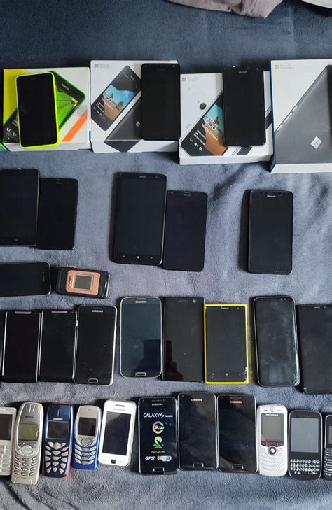 My Little Collection Of Vintage Phones And Smartphones R