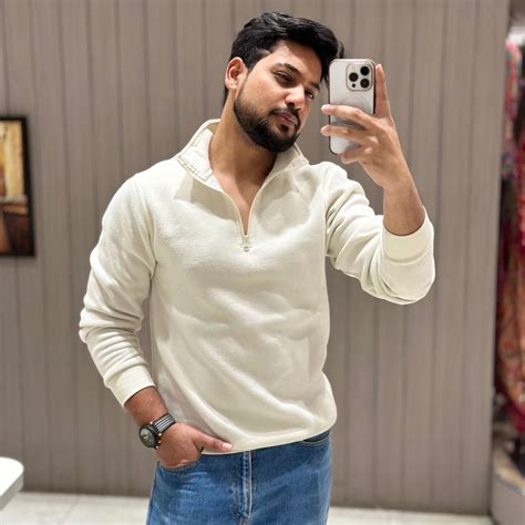 Ayush Srivastavs Amazon Page