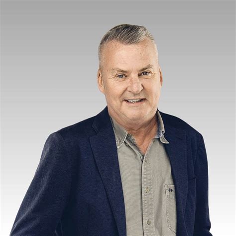 Tony Murrell Hot 102 7fm