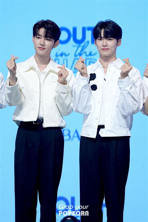 ㅅ6어 On Twitter 얼굴형 이목구비 골반까지 하나하나 뜯어보면 닮은 구석이 없는데 투샷으로 보면 눈이 되게 편함 이런게바로얼굴합이라는거겟죠 T