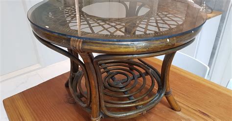 등나무 원형 유리 협탁 도원동 가구인테리어 당근 중고거래