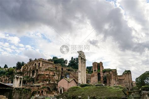 罗马论坛的古老废墟用高清图片下载 正版图片503804402 摄图网