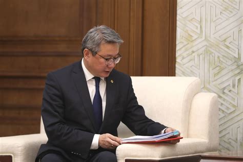 Уул уурхайн бүтээгдэхүүний биржийн тухай хуулийн төслийг өргөн барилаа