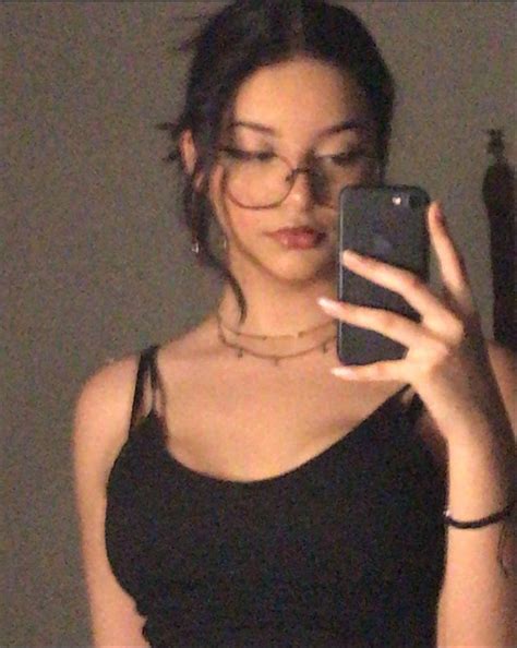 Very Beautiful Woman Cute Selfie Ideas Girl Icons Ulzzang Camisole Top Story Ideas Tank