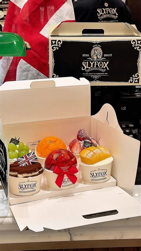 상무지구카페 Slyfox 슬라이폭스🇬🇧 Bakerstreet • Instagram Photos And Videos