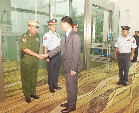 ကာကွယ်ရေးဦးစီးချုပ် လေ ဗိုလ်ချုပ်ကြီး ထွန်းအောင် ဦးဆောင်သော တပ်မတော် လေ ချစ်ကြည်ရေး ကိုယ်စားလ