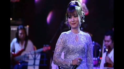 မောင်ခေါ်ရာလိုက်ခဲ့တော့မယ်{official Mv} သူဇာအောင် Live Song မောင်ခေါ်ရာလိုက်ခဲ့တော့မယ်