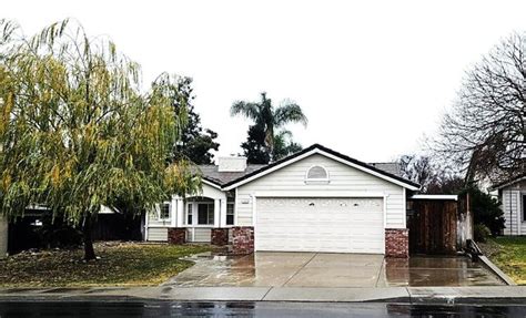 1372 Wagon Wheel Ct Oakdale Ca 95361 ®
