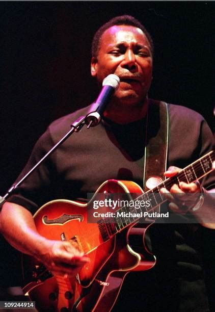 3597 George Benson Photos And High Res Pictures Getty Images