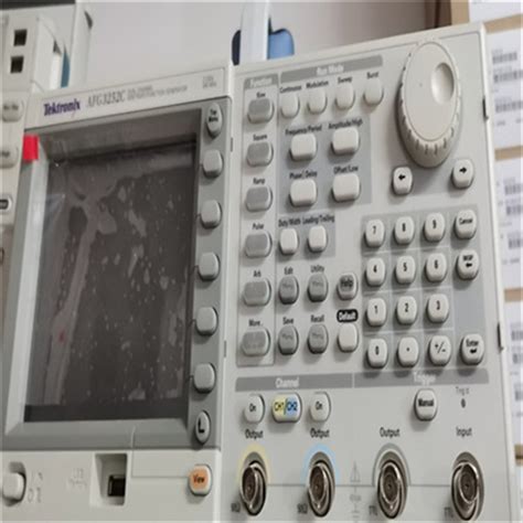 原装tektronix 泰克afg3252c任意函数发生器