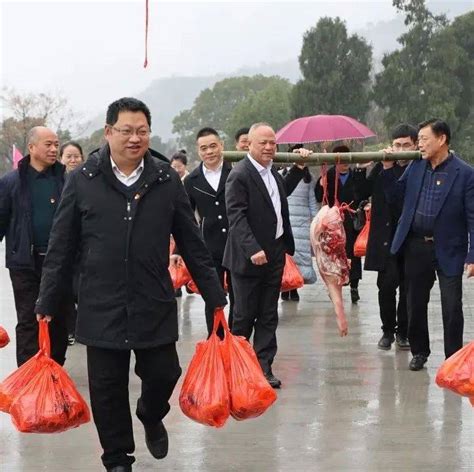 爱心暖城 │ 同行慰问享乐院，结对温暖老人心祝福街道西山