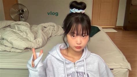 Vlog 혼자 잘노는 자취일상 초간단연어밥 • 언박싱 • 겟레디 ・・・ Youtube