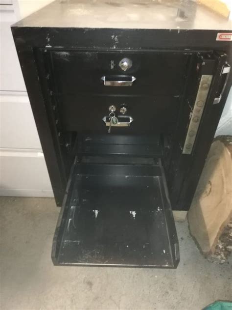 Coffre Fort Ancien Gebraucht In Russin Für Chf 250 Nur Abholung Auf Ricardo Kaufen