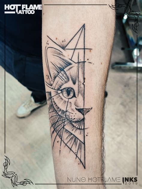 Cat Geometric Tattoo At Ruby Najar Blog