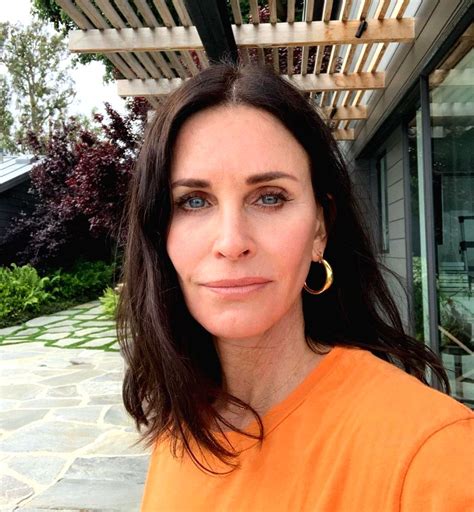 Courteney Cox Shares Supernatural Encounter