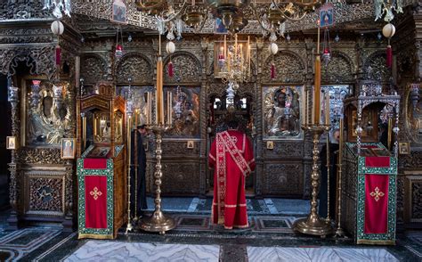 Видовдан у Хиландару у славу ктитора и палих предака ХИЛАНДАР Ι Μ ΧΙΛΑΝΔΑΡΙΟΥ Hilandar