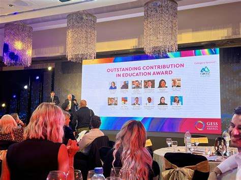 📣 გრიგოლ რობაქიძის სახელობის უნივერსიტეტის რექტორის მრჩეველი ანა აბესაძე განათლების