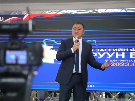 Л Гантөмөр Монголын ард түмэн сэрж урагшилж байх нь ардчилсан намынхны үүрэг юм Isee Mn