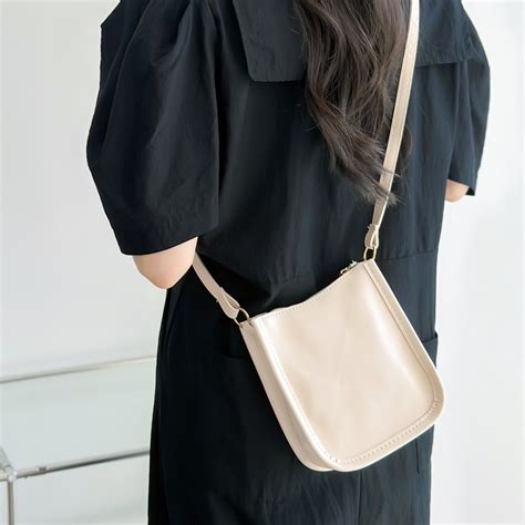 오엠티 가죽 크로스백 학생 가벼운 학원 여자 핸드폰 심플 여행 숄더백 학교 크로스 메신저백 방수 가방 여성 대용량 핸드백 여성용 데일리 미니