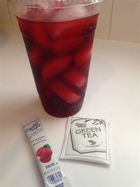 Refreshing Raspberry Green Tea