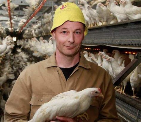 Wie Vermoordde Pluimveehouder Jan Van Mullekom Mick Van Wely