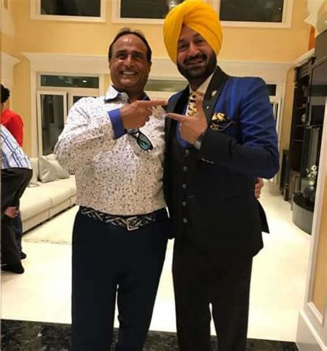 Manjit Lit Hosts Energetic Evening With Malkit Singh