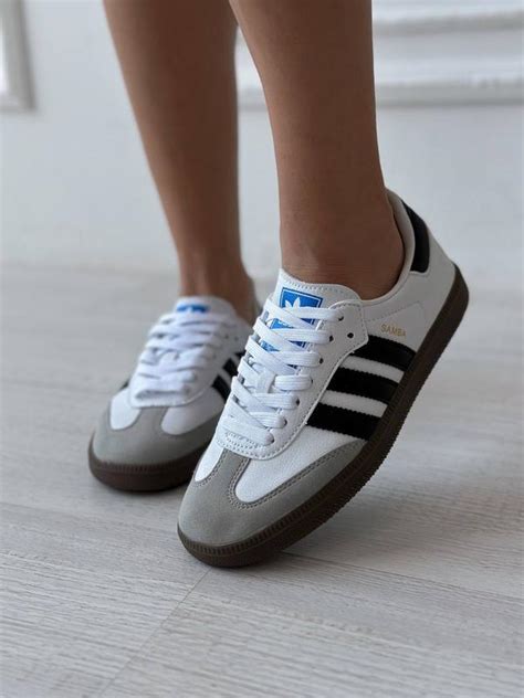 Adidas Samba — ціна 2450 грн у каталозі Кеди Купити жіночі речі за доступною ціною на Шафі