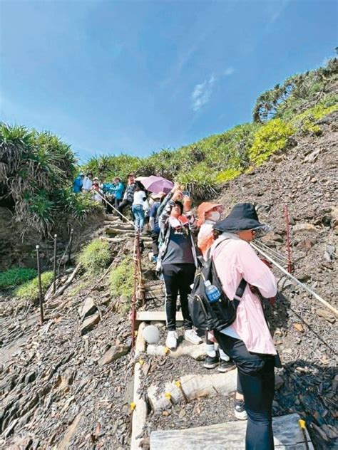 新聞臺東達仁鄉進阿塱壹古道滿2周年 縣府攜手南田社區共創觀光佳績 提升在地經濟及部落發展 健行筆記
