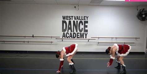 Merrell Twins Nude Porn Pictures Xxx Photos Sex Images Pictoa