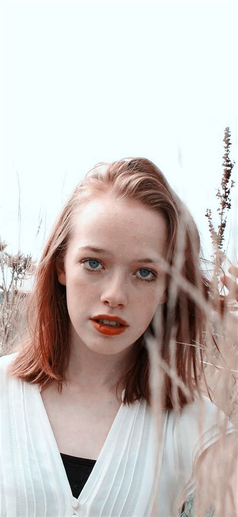 Amybeth Mcnulty Wallpaper Explore Tumblr Posts And Blogs Tumgik