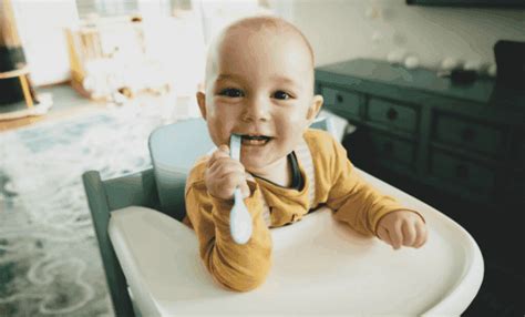 How To Care For Deciduous Teeth