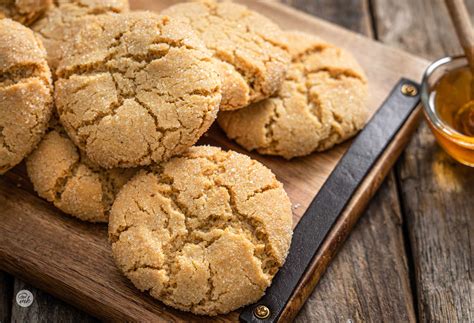 Джинджифилови бисквити със захарна поръска от Matekitchen