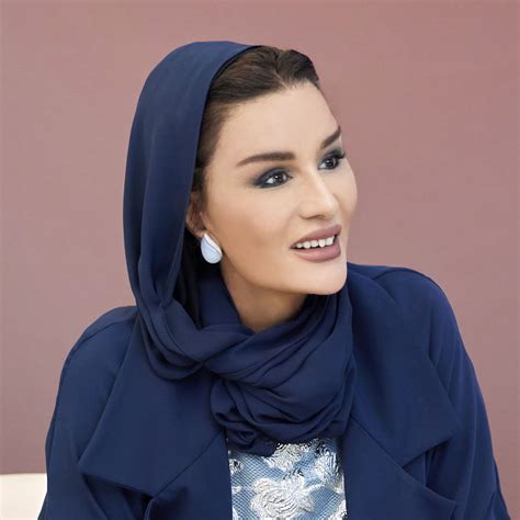Moza Bint Nasser ‫موزا بنت ناصر‬‎ Youtube