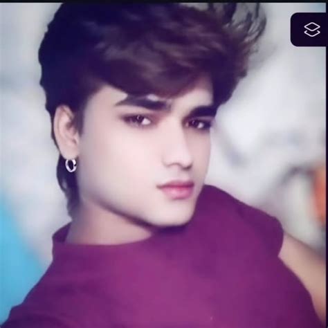 प्रियंका राजपूत 818487 • Threads Say More